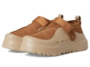 UGG Peakmod Lowcut Shoes - Brown