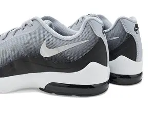Nike Max Invigor Lace-up Sneakers - Gray