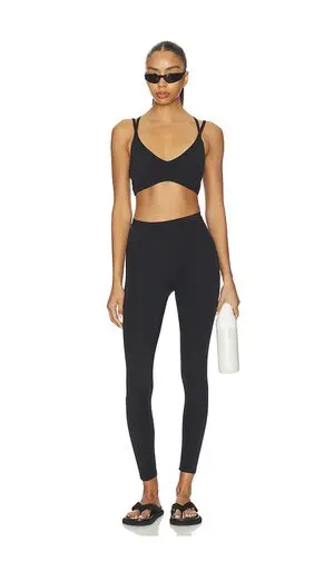 P.E Nation Paramount Sports Bra - Black