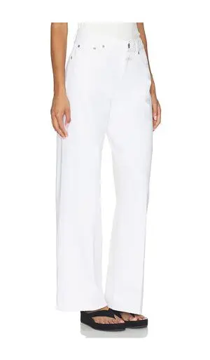 Closed Jayla Jeans
