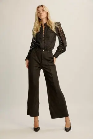 Bardot Remy Lace Bodysuit With Puff Sleeves - Black