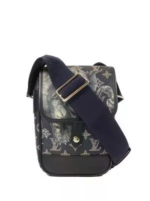 LOUIS VUITTON 2017 Monogram Savannah Messenger Bag - Blue