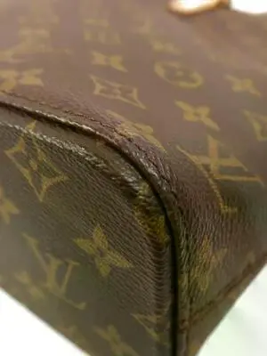 LOUIS VUITTON Luco Tote Bag - Brown