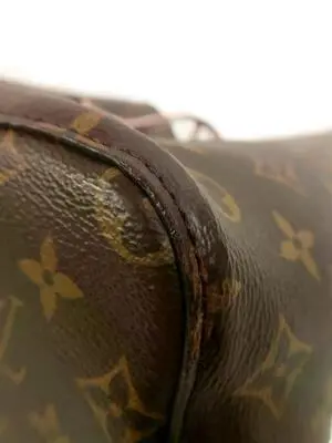 LOUIS VUITTON Monogram Canvas Néonoé Shoulder Bag - Brown