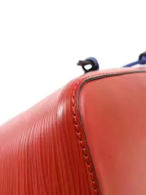LOUIS VUITTON Bucket Bag - Red