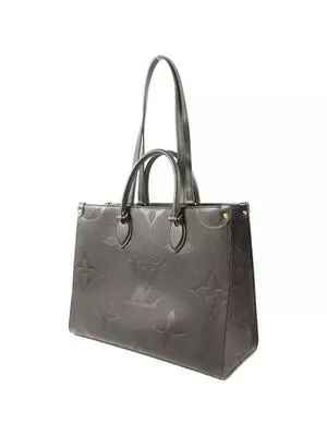 LOUIS VUITTON Monogram Empreinte On The Go Mm Shoulder Bag - Black