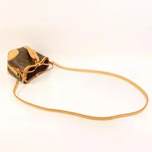 LOUIS VUITTON Monogram Noé Shoulder Bag