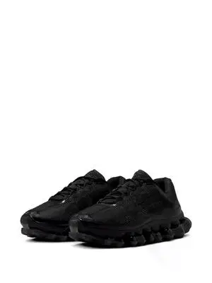Nike Liquid Max Sneakers - Black