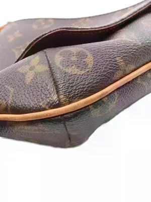 LOUIS VUITTON 2005 Monogram Shoulder Bag