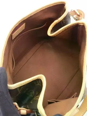 LOUIS VUITTON Monogram Batignolles Tote Bag
