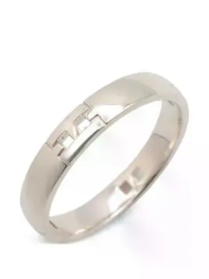Hermès 18kt White Gold Hercules Engraved Logo Ring