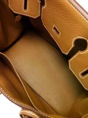 Hermès 30 Birkin Leather Handbag - Brown