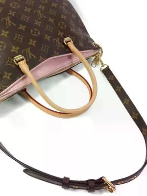 LOUIS VUITTON Monogram Pallas Shoulder Bag