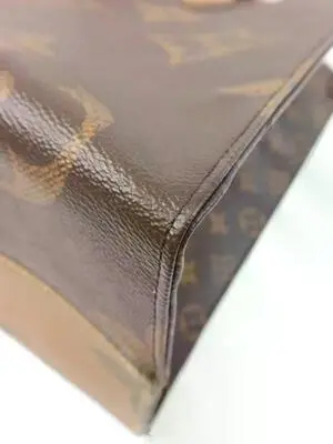 LOUIS VUITTON Monogram Giant On The Go Tote Bag