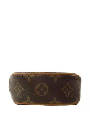 LOUIS VUITTON Pochette Gange Monogram Crossbody Bag