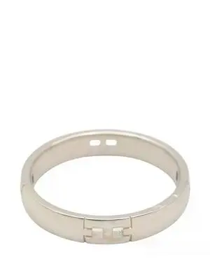 Hermès 18kt White Gold Hercules Engraved Logo Ring - Silver