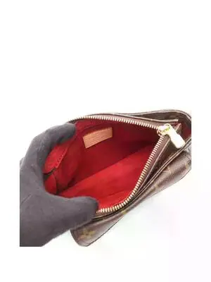 LOUIS VUITTON Monogram Shoulder Bag