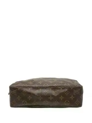 LOUIS VUITTON Monogram Trousse Toilette 28 Clutch Bag