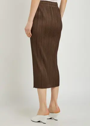 Issey Miyake Pleated Midi Skirt With Elasticated Waistband - Brown