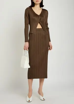 Issey Miyake Pleated Midi Skirt With Elasticated Waistband - Brown