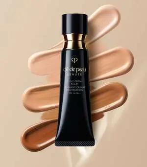CLE DE PEAU BEAUTE Radiant Cream Foundation