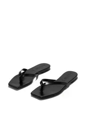 AeydĒ Renee Leather Flat Sandals - Black