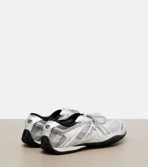 Balenciaga Grey Mix/blk/white Radar Sneakers - Silver