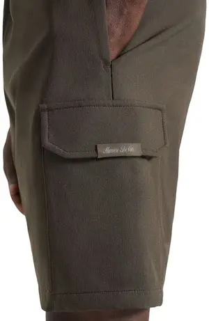 Manière De Voir Maniere De Voir Dimitri Technical Cargo Shorts - Olive
