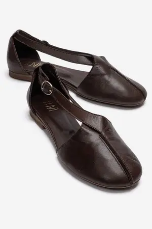 FOREVER & ALWAYS SHOES Fable Leather Side Cut Ballet Flat - Brown