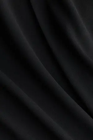 H&m Triangle Scarf