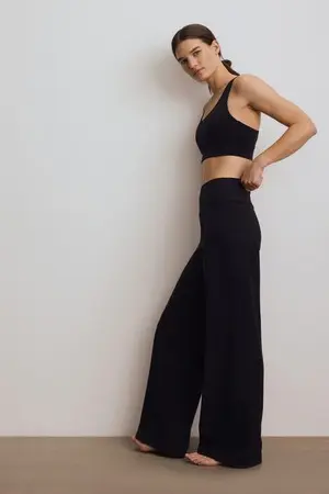 H&M Wide Sports Leggings With Softmove - Black