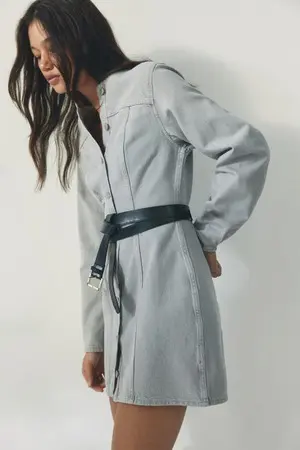 H&m Denim Dress With Vertical Seams And Button Front