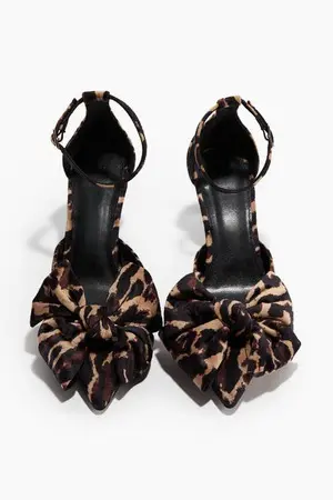 H&m Velour Court Shoes With Bow Detailing And Ankle Strap