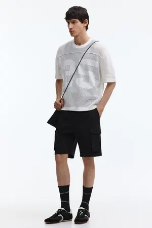 H&M Regular Fit Cargo Shorts - Black