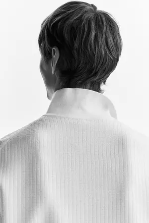 H&M Regular Fit Textured-knit Polo Shirt - White
