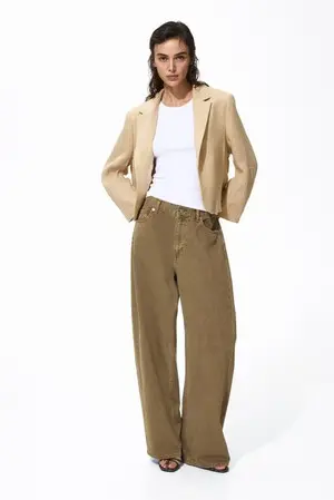 H&m Short Blazer With Notched Lapels - Beige