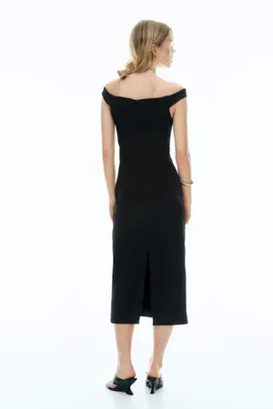 H&m Off-the-shoulder Sweetheart Neckline Twill Dress