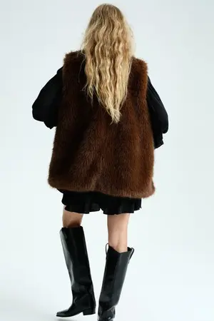 H&m Luxury Faux Fur Gilet