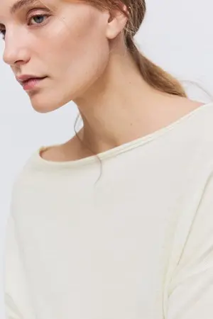 H&m Fine-knit One-shoulder Top With Boat Neckline And Gathered Cuffs - Cream