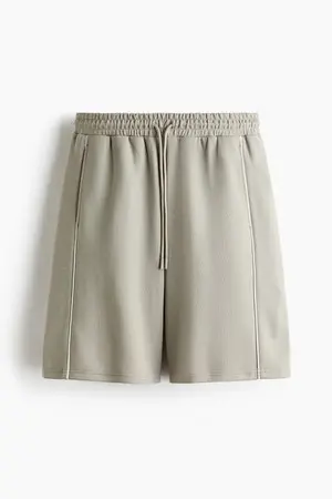 H&m Loose Fit Sports Shorts With Drymove - Beige