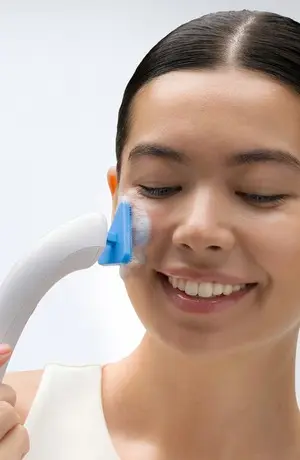 BIO-THERAPEUTIC Aquafuse Tech Peel Foaming Exfoliant