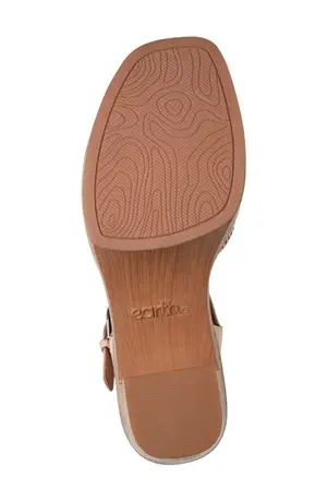 Earth Quinty Ankle Strap Platform Sandal - Light Natural