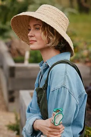 TERRAIN Woven Raffia Bell Hat - Neutral