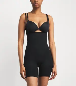 Spanx Sculpt Gofigure Open-bust Mid-thigh Bodysuit - Black