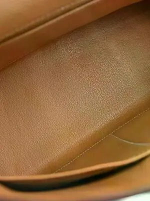 Hermès 2004 Kelly 32 Retourne Leather Handbag - Neutrals