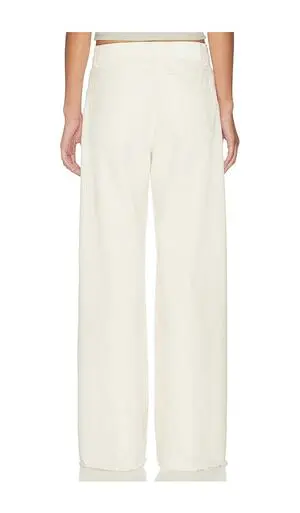 Closed Jayla Jeans