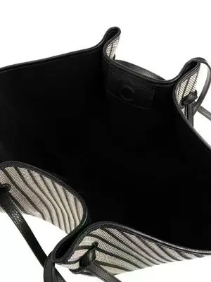 Yuzefi Large Mochi Shoulder Bag