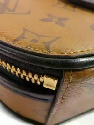 LOUIS VUITTON Mini Boite Chapeau Shoulder Bag