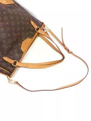 LOUIS VUITTON Monogram Estrela Mm Tote Bag