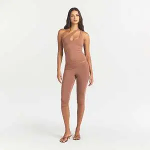 SKIMS One Shoulder Cut Out Top - Nutmeg